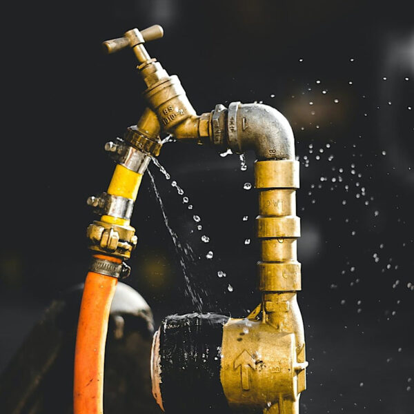 How Advanced Metering Infrastructure Contributes to Water Conservation ...